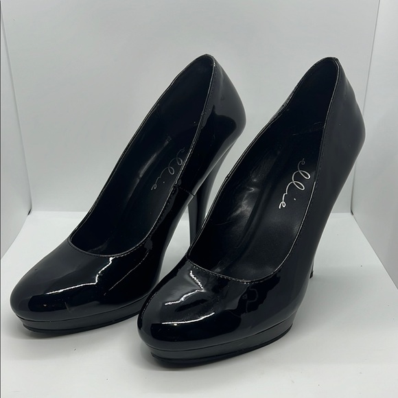 Ellie | Shoes | Sexy Black Patent Round Toe High Heel Pumps By Ellie ...